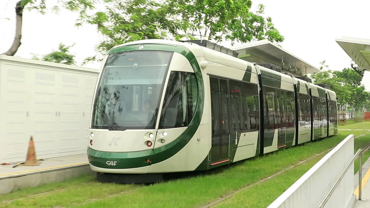 [HD] The testing Light Rail CAF Urbos tram of KMRT Circular Line at ...