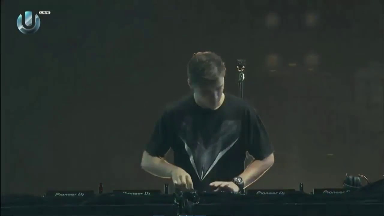 Martin Garrix - Live @ Ultra Music Festival China 2017 - YouTube