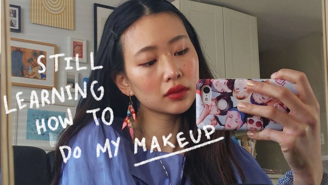 Still learning how to do my makeup - YouTube