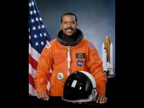 Bernard A Harris NASA Astronaut MOMENT IN BLACK HISTORY - YouTube