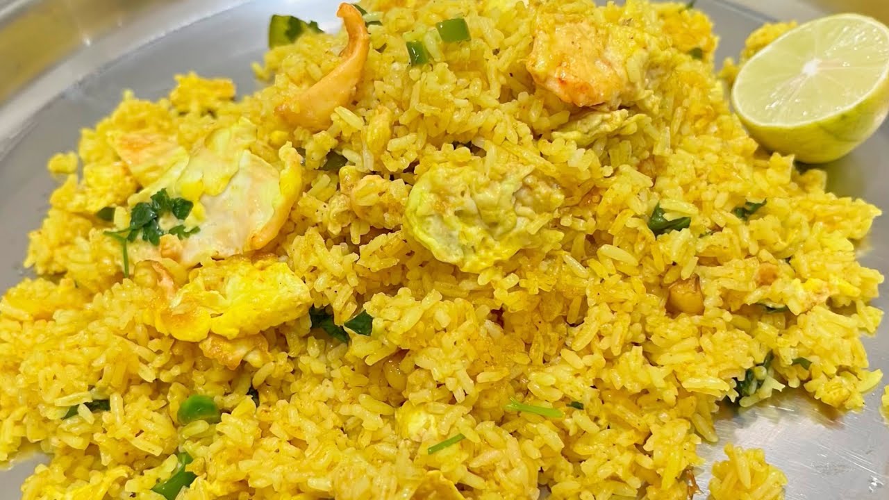 “Special Garlic Egg Fried Rice | Karnataka Style Fried Rice Recipe ...