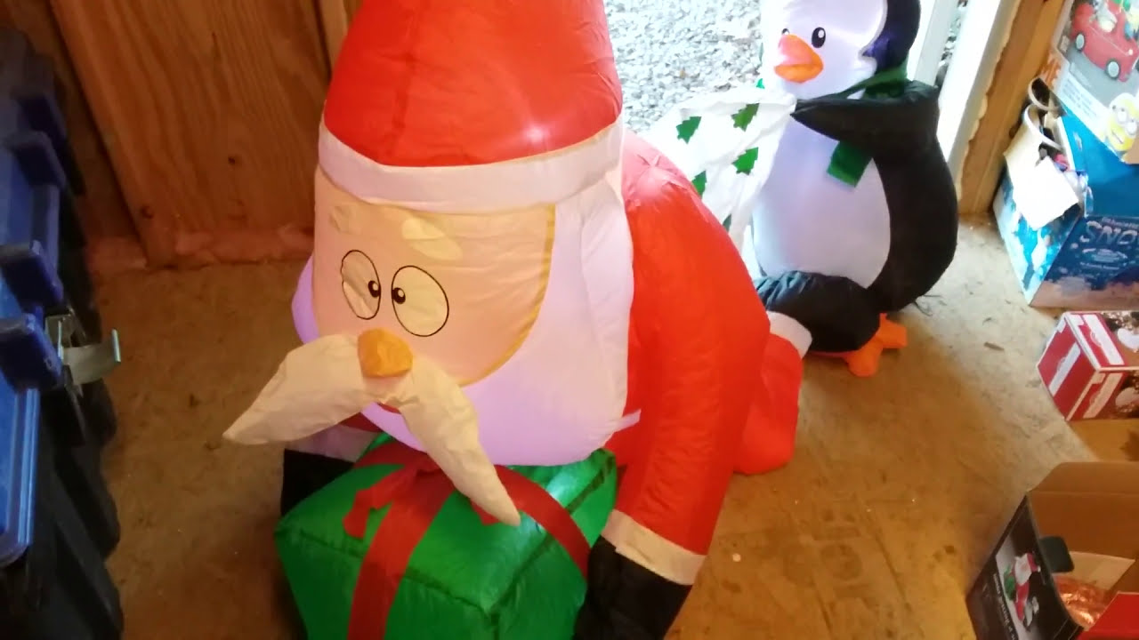 Christmas Inflatable test 3.5ft santa pulls off his pants - YouTube