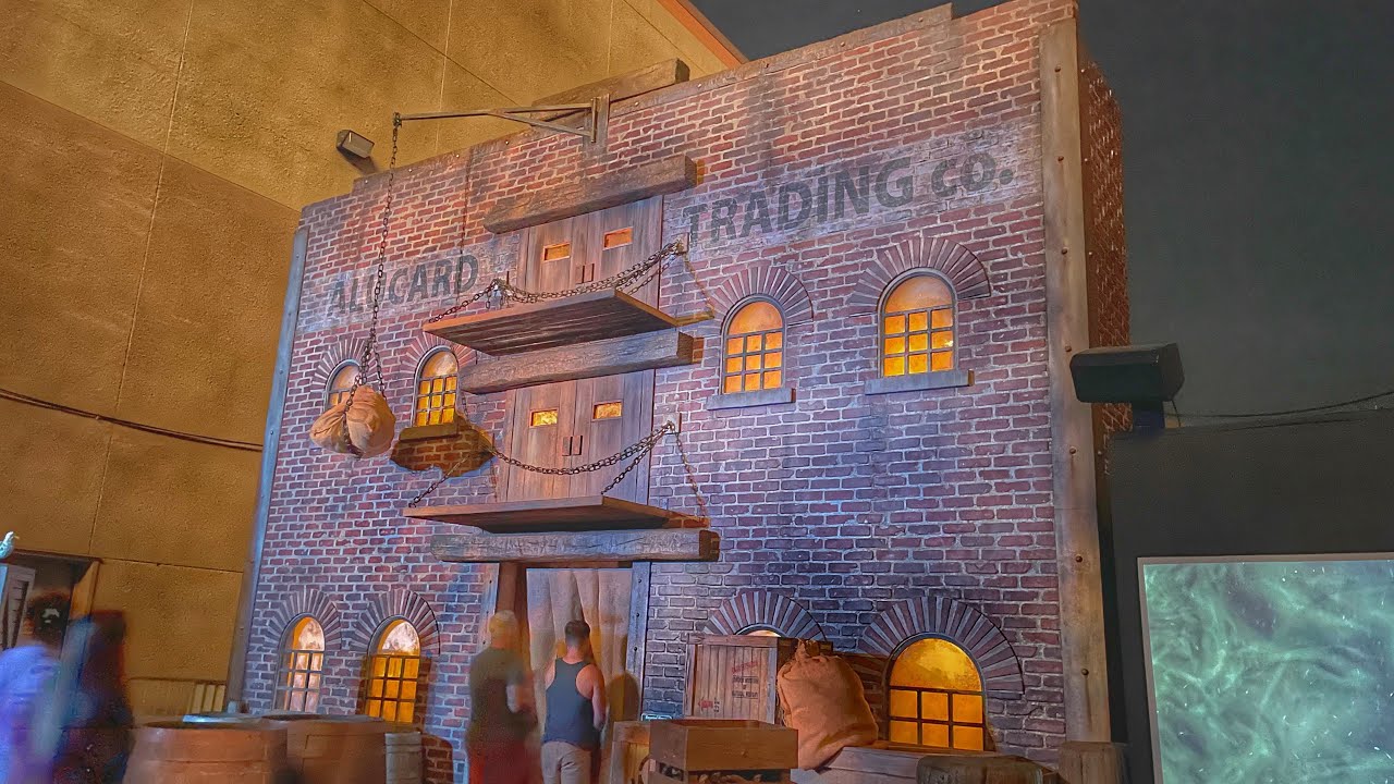 Universal Monsters: Legends Collide Halloween Horror Nights 2022 ...