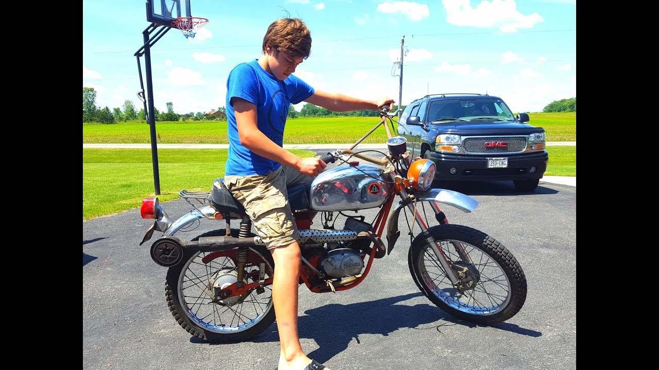 First Ride on the Hodaka Ace 100!!! - YouTube