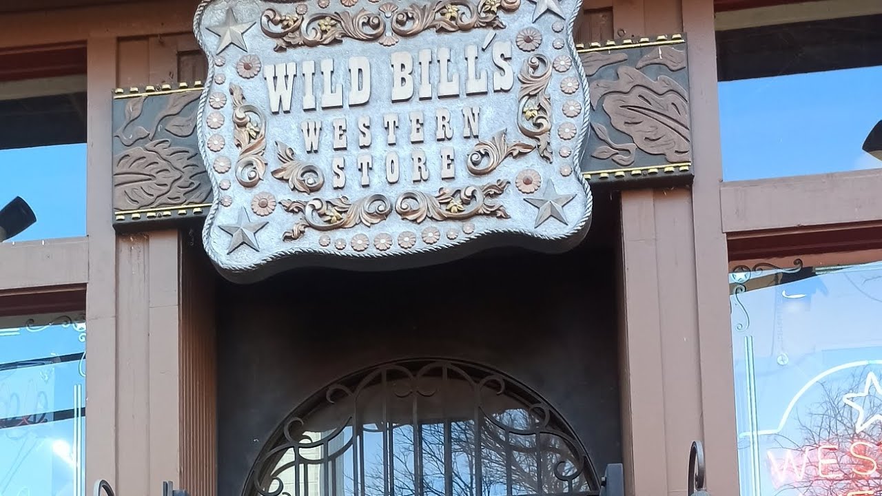 Wild Bill's ,Western store,Dallas ,Texas. - YouTube