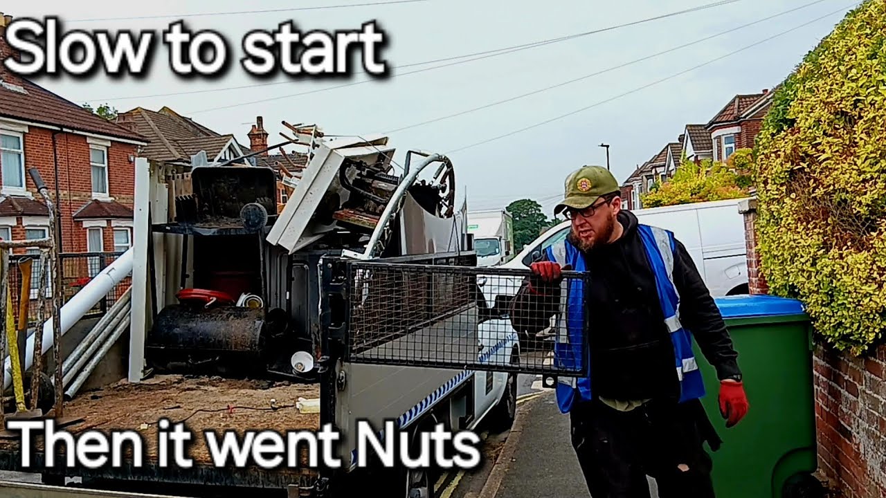 Crazy Street Scrapping day! Slow 🐌 then crazy nuts busy 😜 - YouTube