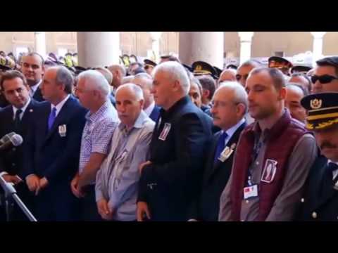 PKK'nın Şehid Ettiği Polisin Eşi Cenazede CHP'li Kılıçdaroğlu'nun Yanında Durmadı!