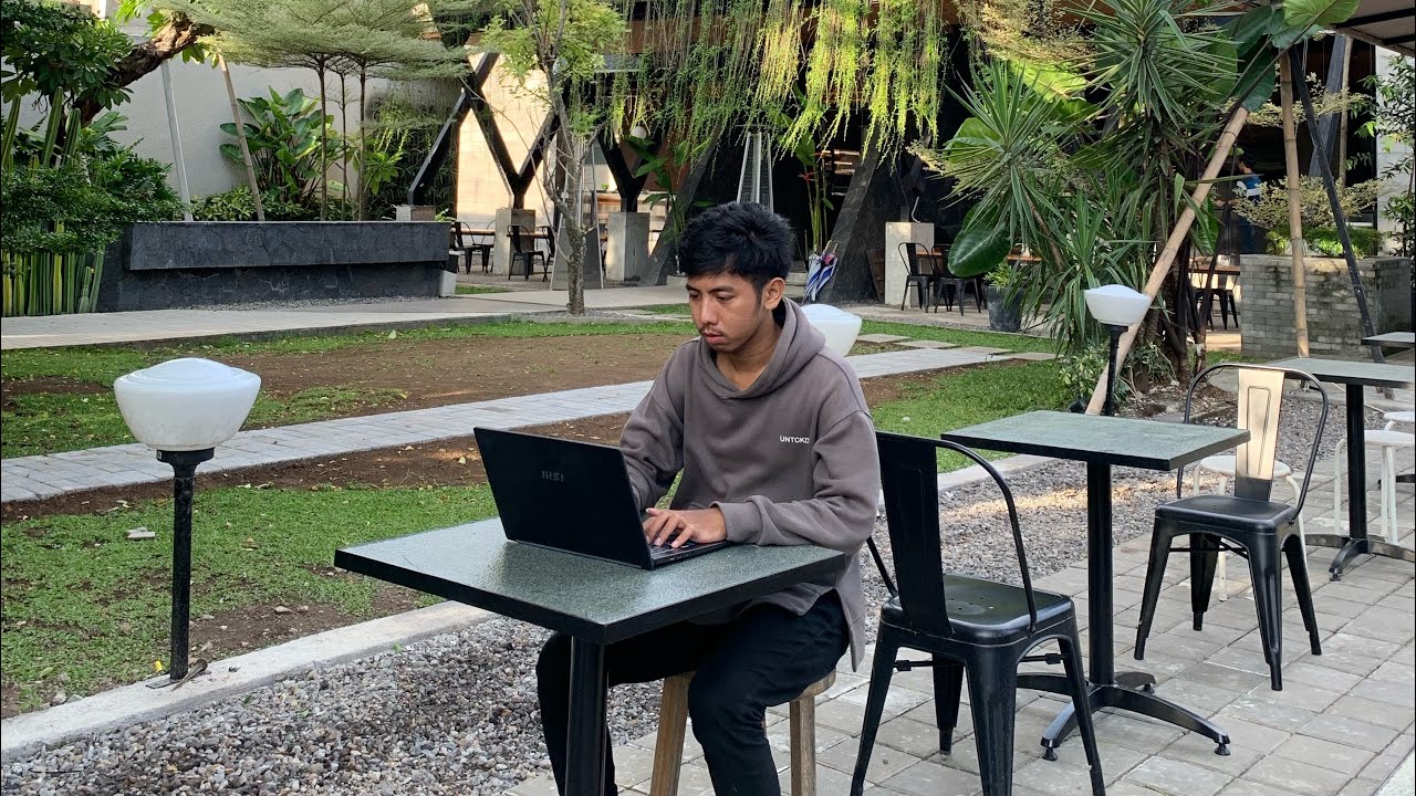 5210611084_WISNU SAPUTRO_PERSONAL BRANDING - YouTube