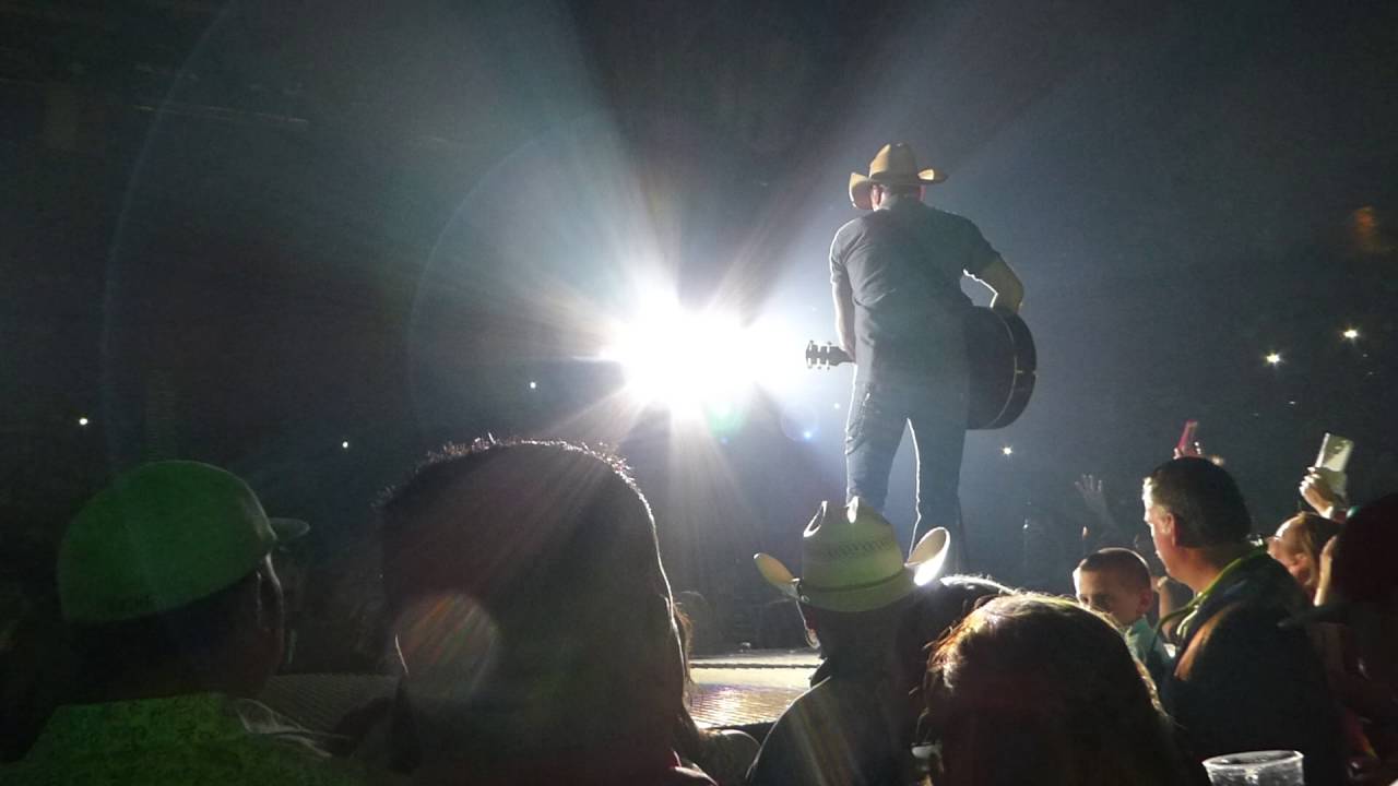 Jason Aldean Big Green Tractor Live Corpus Christi 5 14 15 Youtube