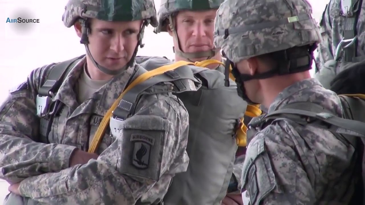 Army Paratroopers Jump Training - YouTube