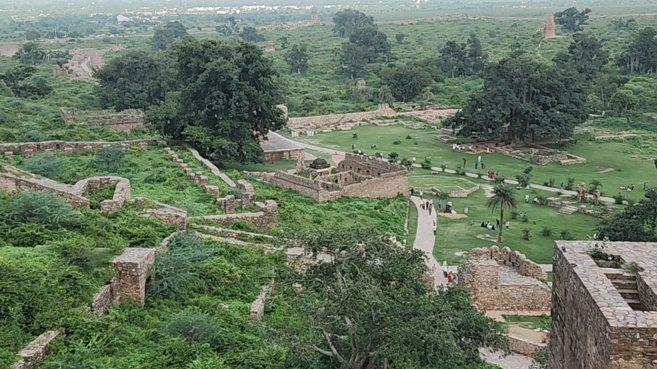 Bhangarh Forte, Bhutiya Haveli - YouTube