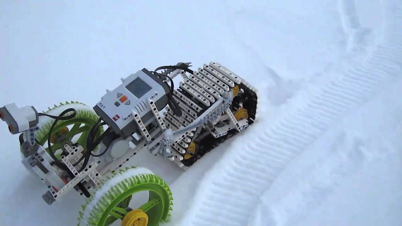 snow white green-doo, an NXT robot prototype - YouTube