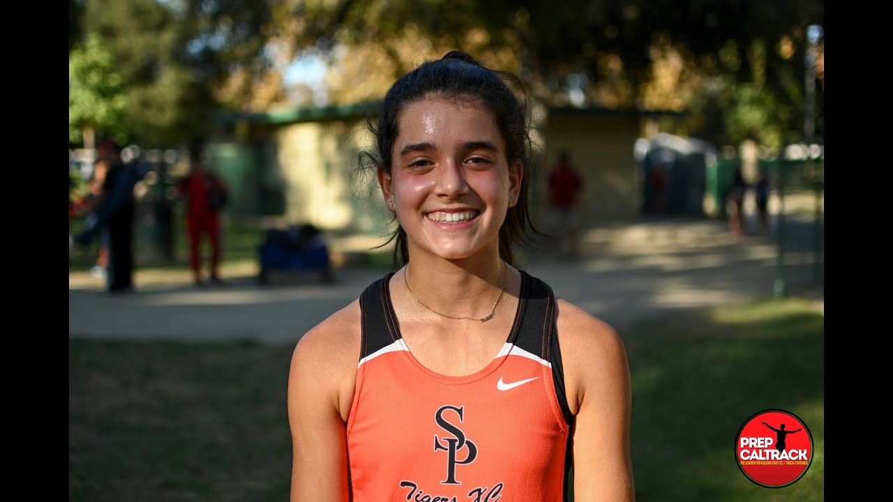 South Pasadena's Sydney Morrow at 2019 Apache Invitational - YouTube