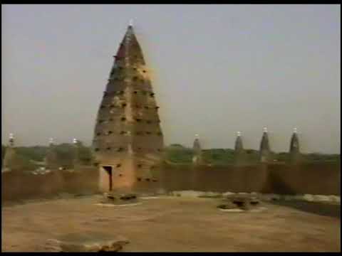 Mud Mosques of Kong, Ivory Coast (Dec. 12, 1997) - YouTube