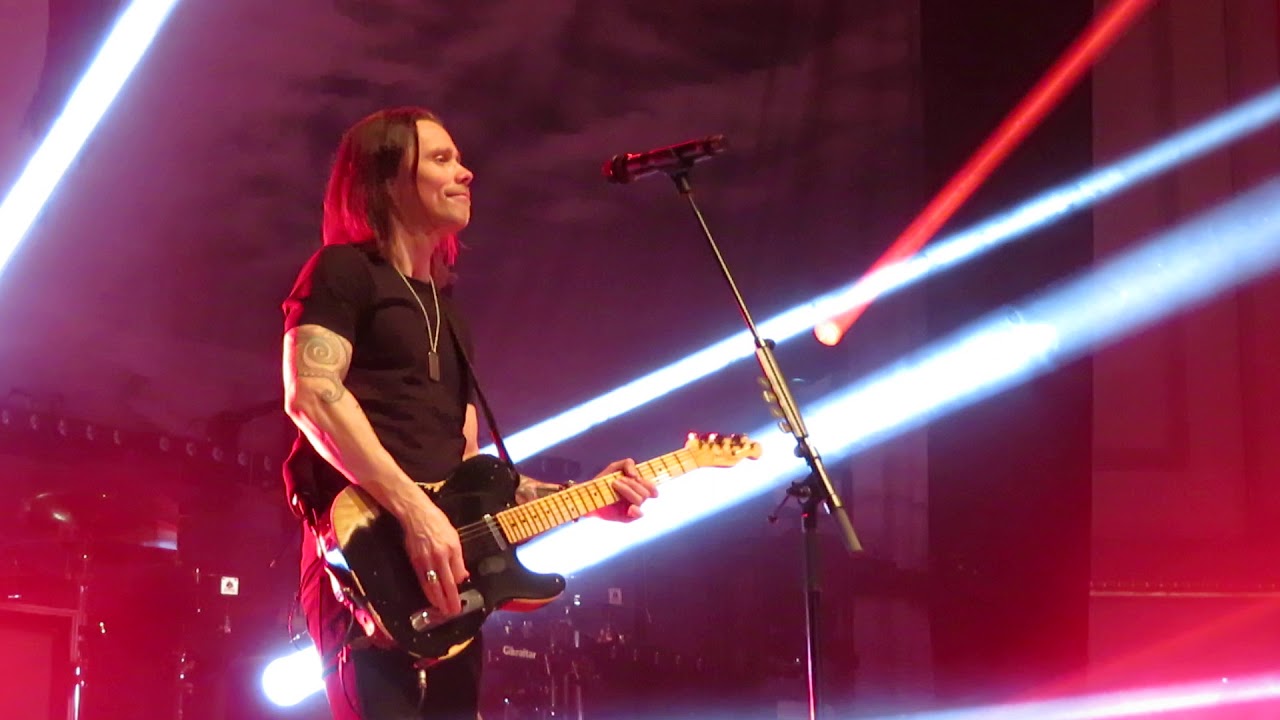 Godspeed - Alter Bridge - YouTube