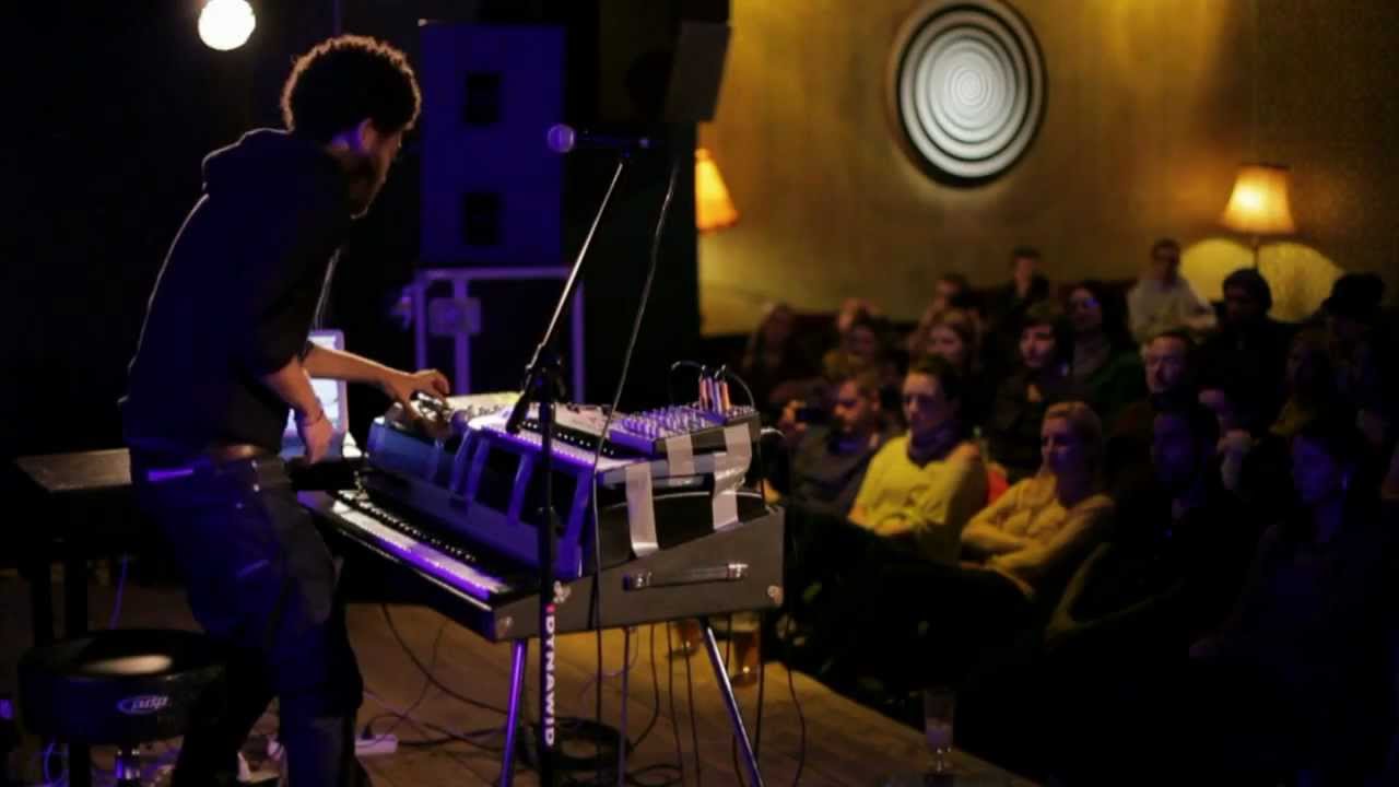 Fresh Stuff - Taylor McFerrin - YouTube
