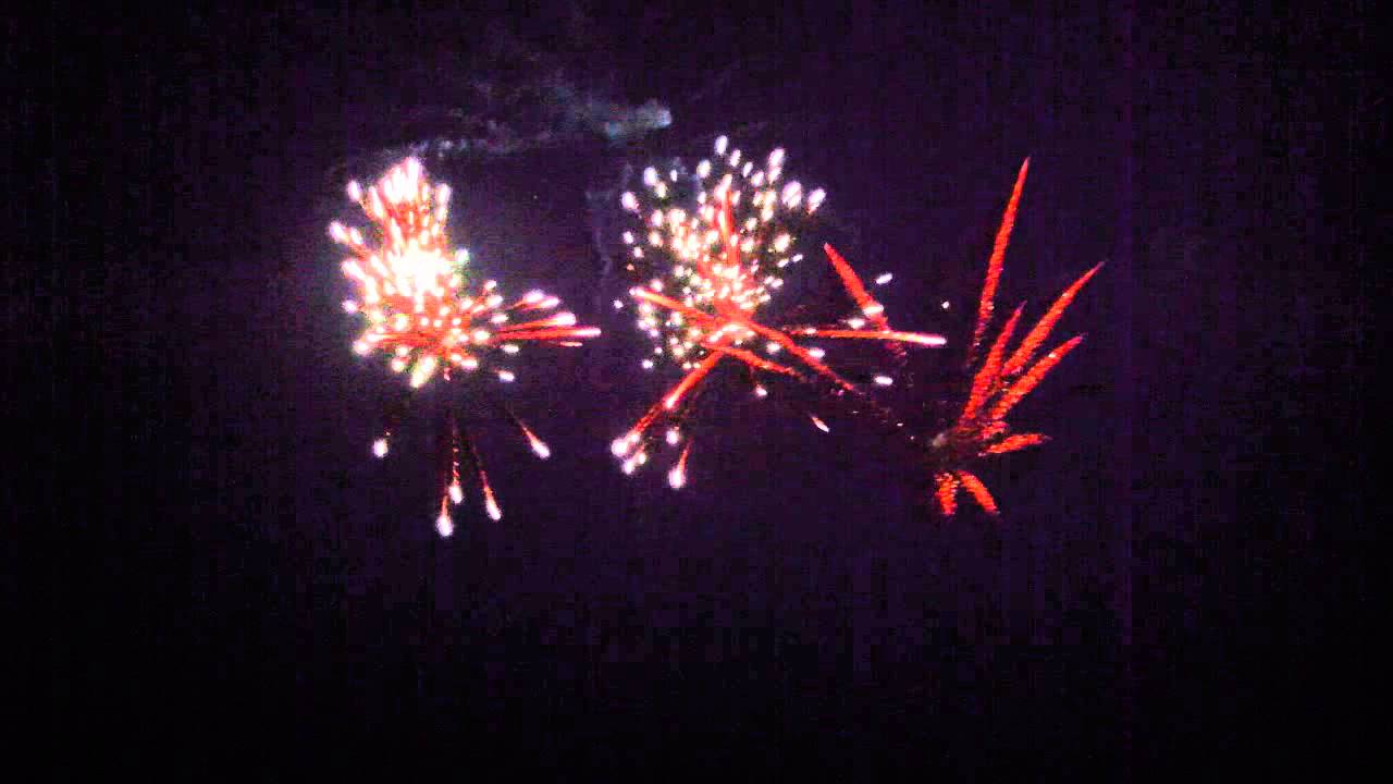Angry pandas 500 grams by winda @ red apple fireworks - YouTube