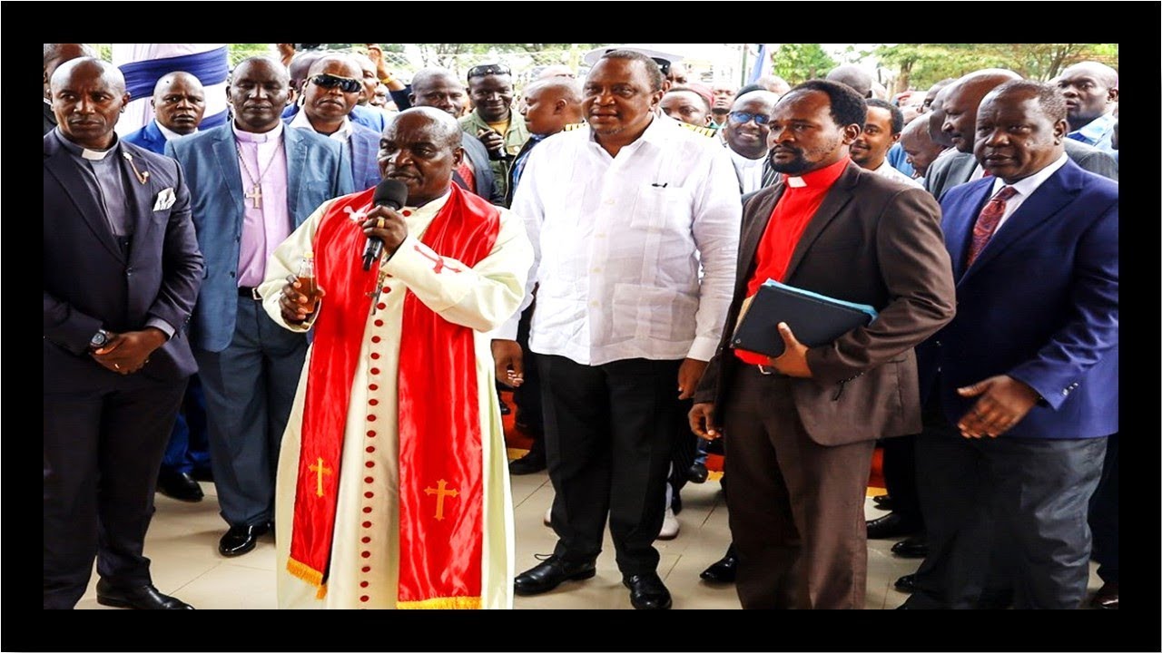 President Uhuru Kenyatta officially opens of the GSU Ruiru Chapel - YouTube