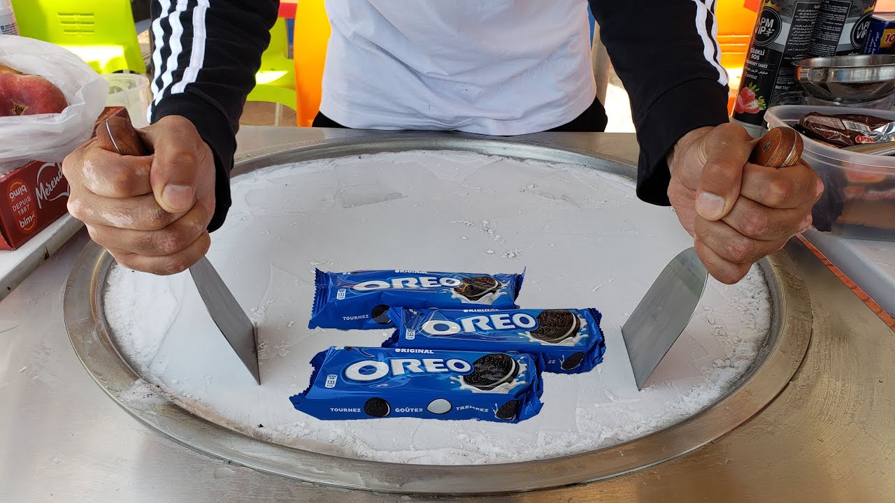 Oreo Ice Cream Rolls Street Food of Morocco Street Sounds - YouTube