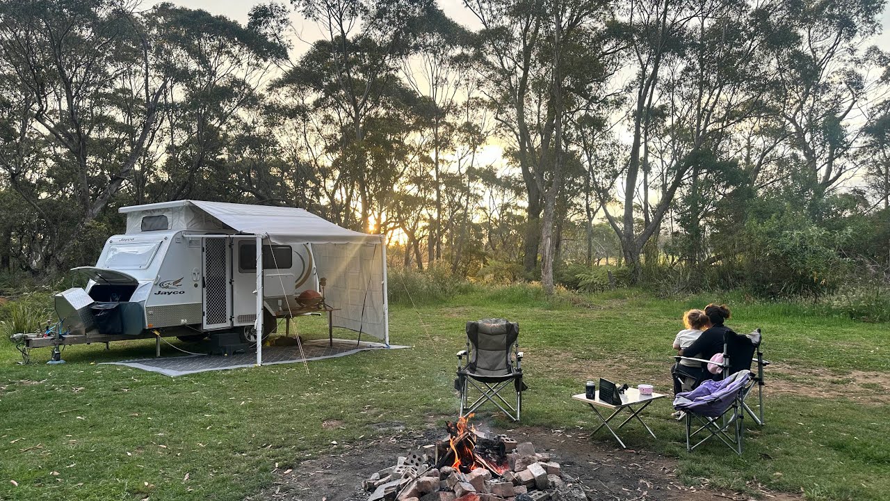 A SECLUDED CAMP IN THE SOUTHERN HIGHLANDS OF N.S.W - JUGIONG SHOWGROUND ...
