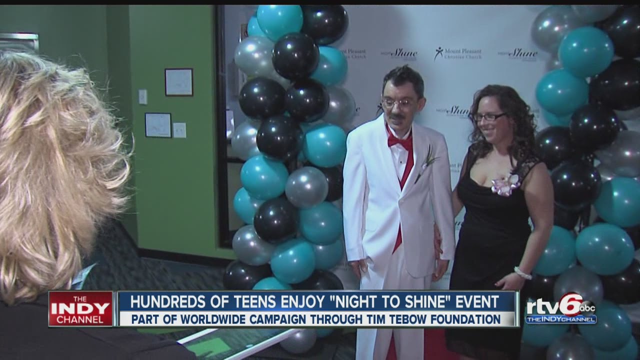 Night to Shine prom for special needs teens - YouTube
