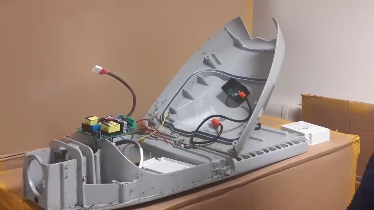 5G LED STREET LIGHT TECH BREAK DOWN - YouTube