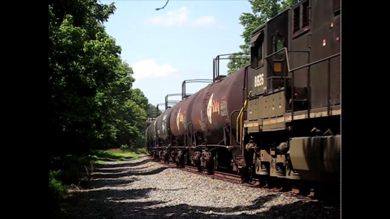 20120821 August 21 2012 NS 38G at Port Kennedy NS Harrisburg Line with C40-9W 9650, 9171 C40-9 ...