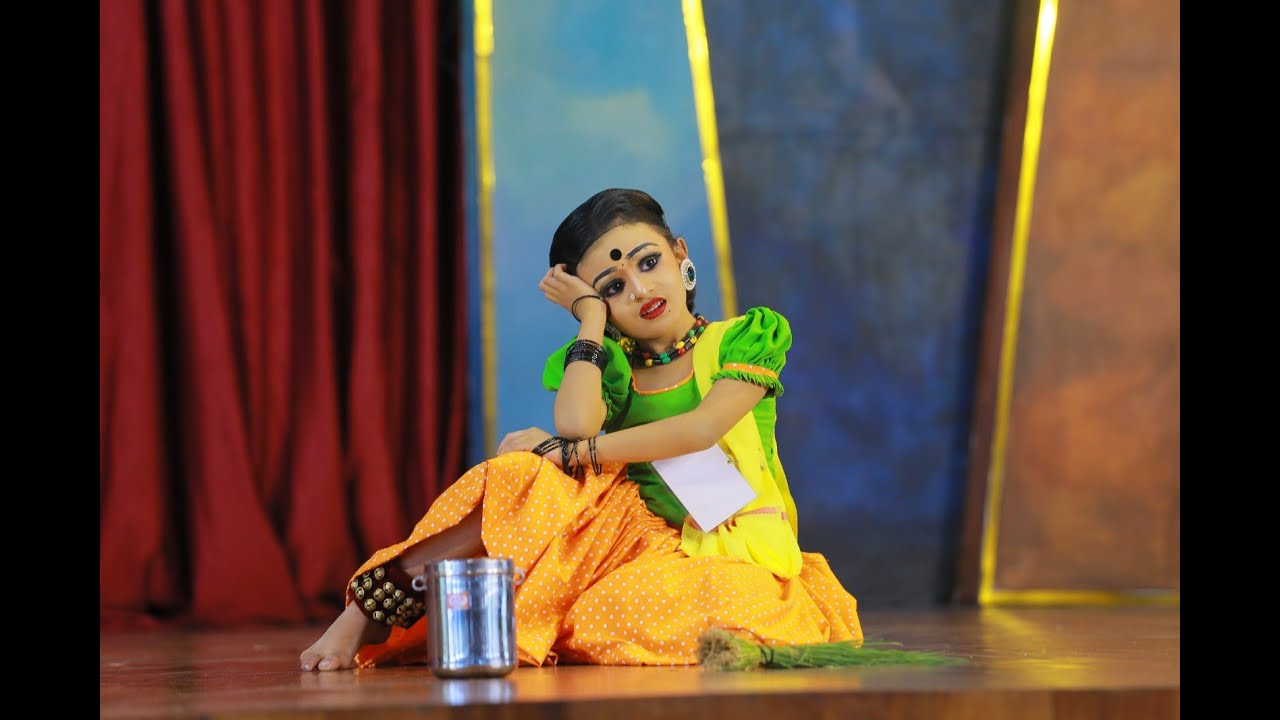 "Vazhakkula”, FOLK DANCE PERFORMED BY PADMINI RAGHURAM - II STD STUDENT ...