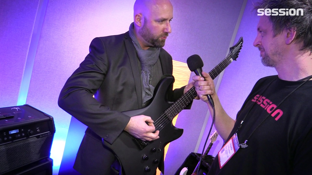 NAMM 2017: Line 6 Spider V 240HC Amp, Variax Shuriken E-Gitarre & Helix ...