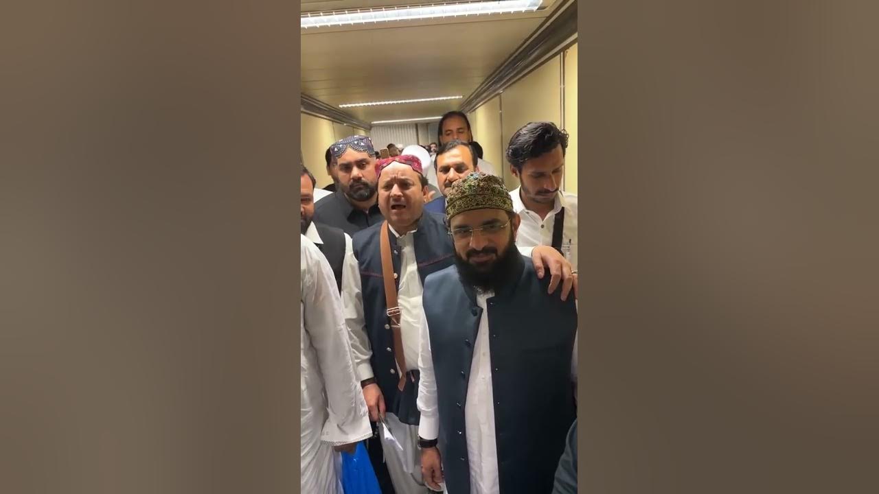 Shahbaz Qamar Faridi (Naat Khawan), Hazrat Allama Maulana Hafiz Muhammad Imran Issi madin e ...