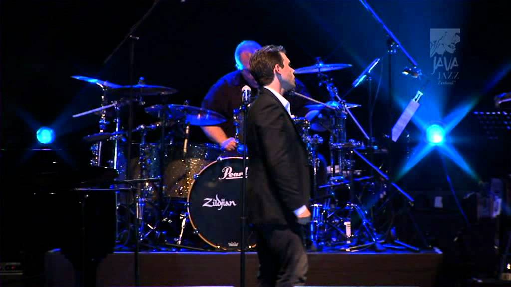 Griffith Frank Live at Java Jazz Festival 2010 - YouTube