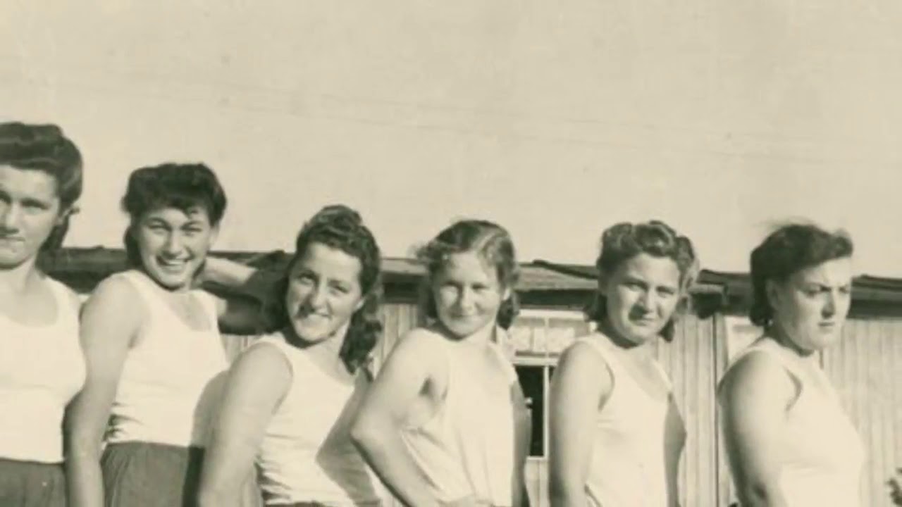 A Group Of Bund Deutscher Mädel Bdm German Youth Group Girl Summer Training Camp 1930s Youtube