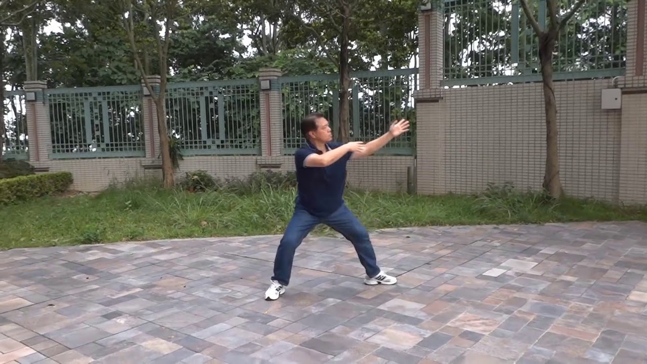 106 低身下勢 Snake Creeps Down - YouTube