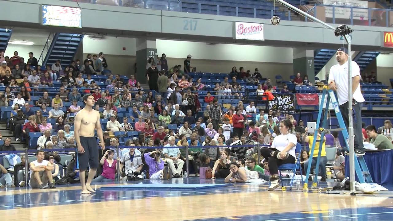 One Foot High Kick WEIO 2012 - YouTube