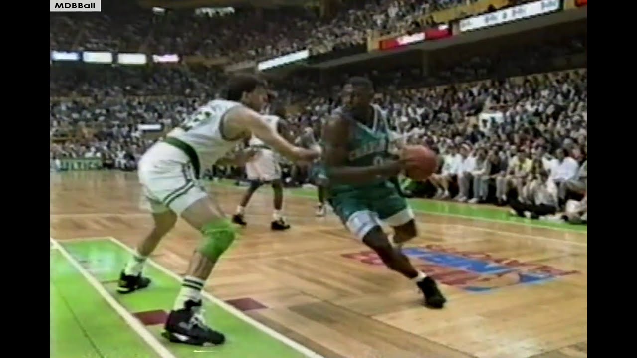 NBA On NBC - Larry Johnson & Alonzo Mourning Battle McHale & Parish In ...