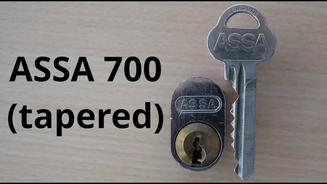 ASSA 700 (tapered) pick and gut - YouTube