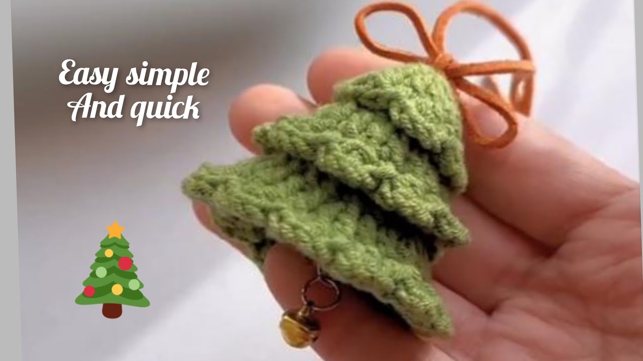 5 Minute Crochet Christmas Tree Keychain | Super Easy! #crocheting ...