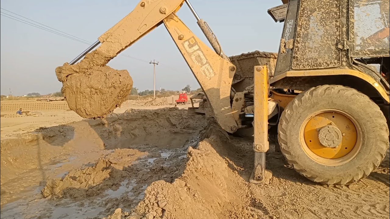 JCB 3dx Machine Loading Balu and Mixing Clay | Euro 50 | 744 FE | jcb ...