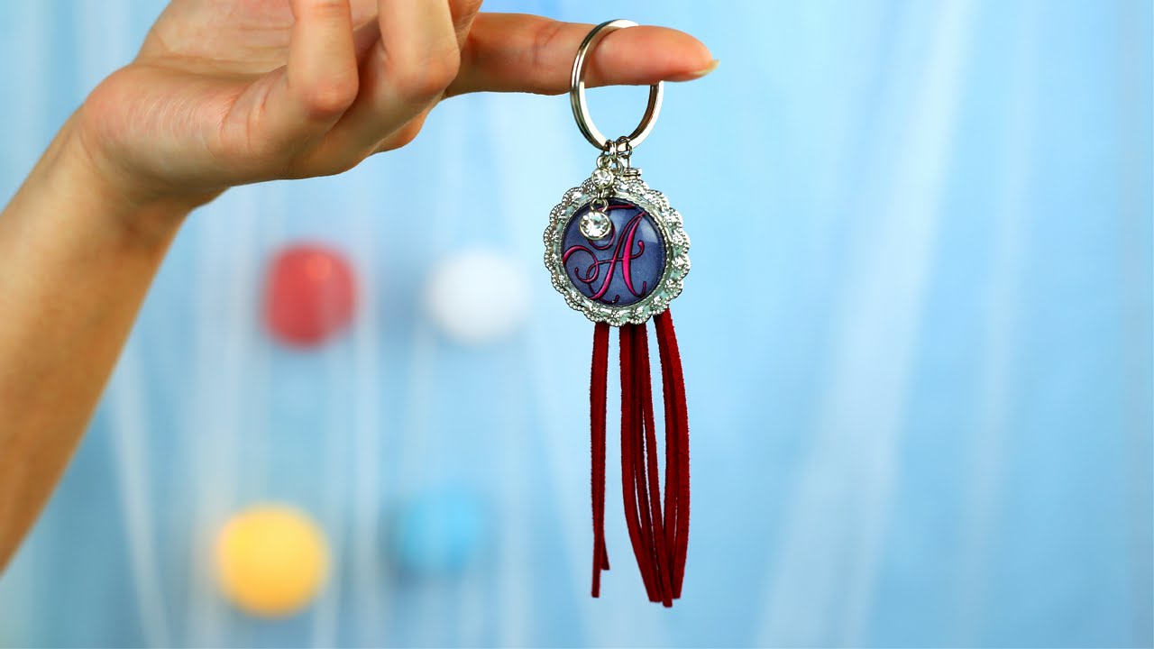 DIY Glass Personalized Keychain - YouTube