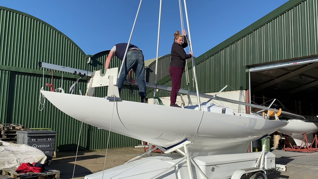 Dragon Mast erection using tripod - YouTube