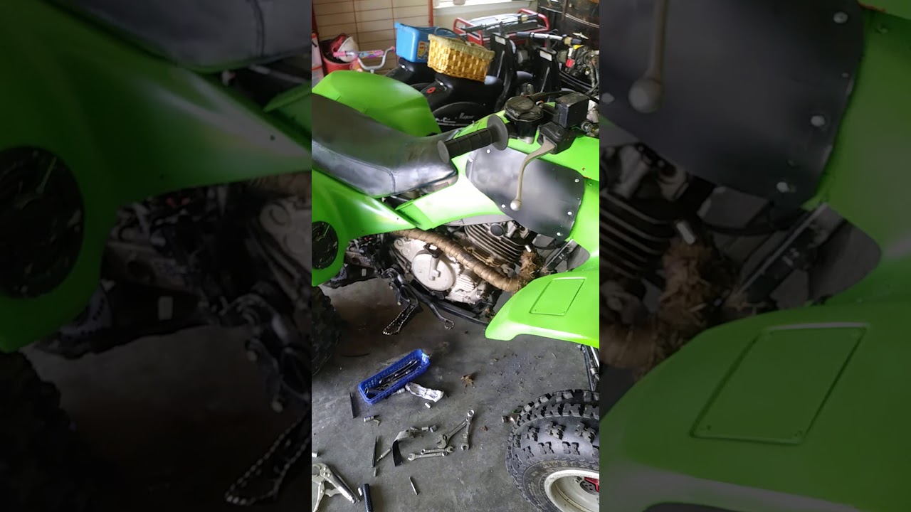 300ex/400ex front plastic swap - YouTube