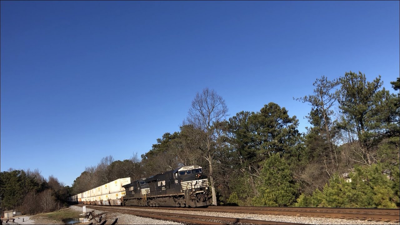 NS 7653 Leads NS 265 Thru Duluth, GA 1/29/2021 - YouTube