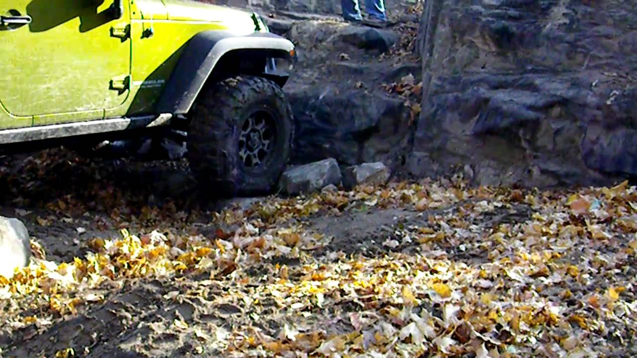 Badlands red trail obstacle 2.AVI - YouTube