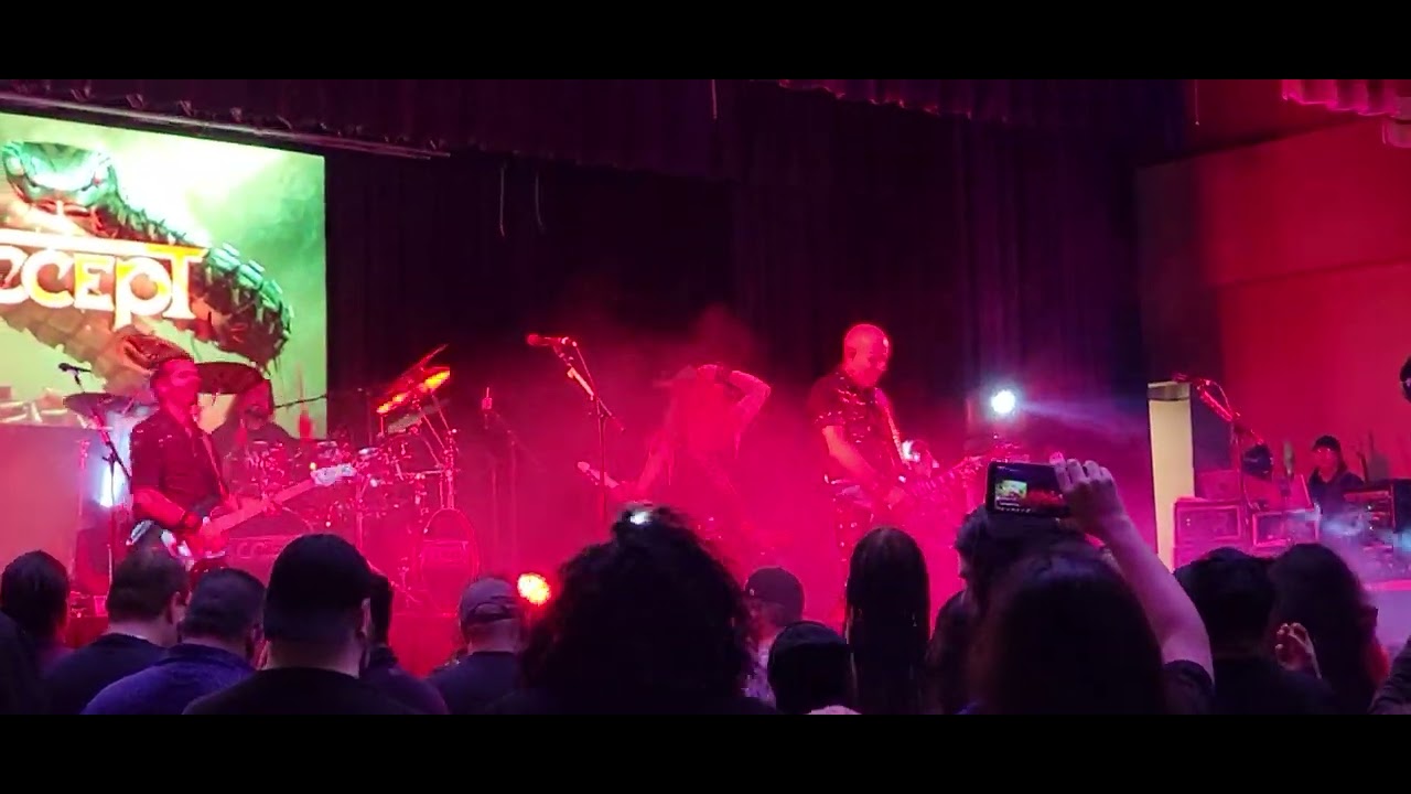 Accept - Final Journey performed live at The Shrine Auditorium, San ...