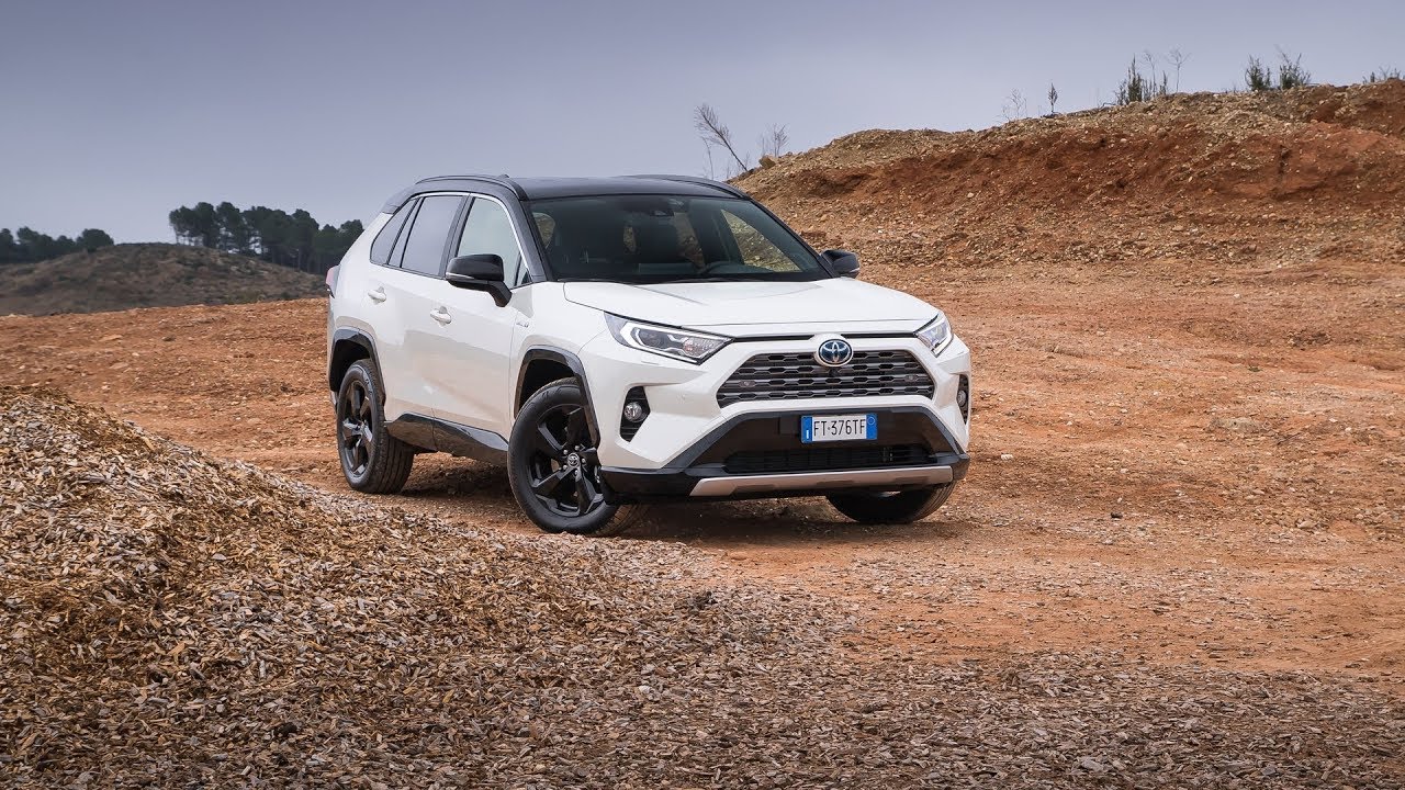 2019 Toyota RAV4 2.5 Hybrid Dynamic Force na testach dziennikarskich w ...