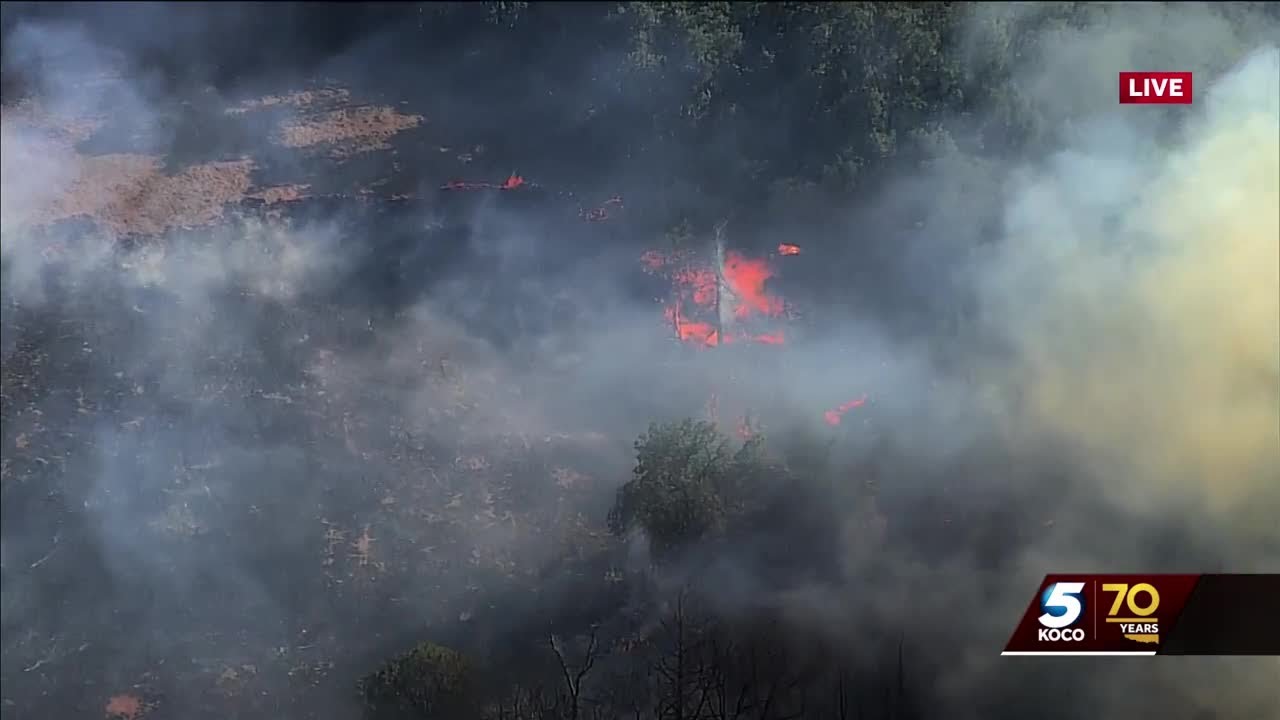 Grass fire near Glencoe prompts evacuations - YouTube