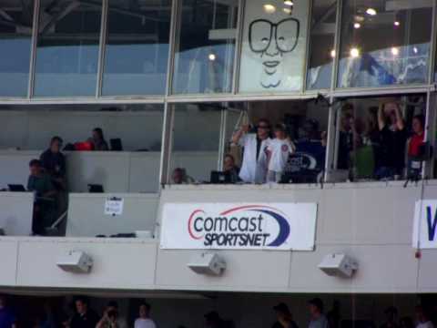John Cusack Chicago Cubs 7th Inning Aug. 15, 2009 - YouTube