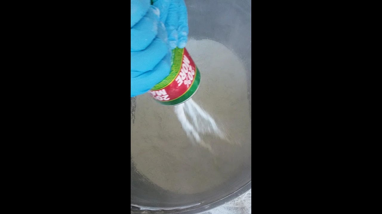 Outdoor Dry Powder Play w/requested can tearing, tapping, & scratching ...