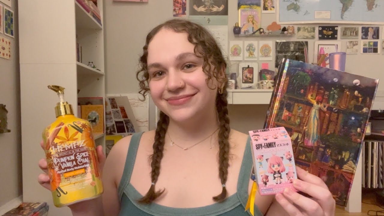 ASMR | over explaining objects to you 💬 - YouTube