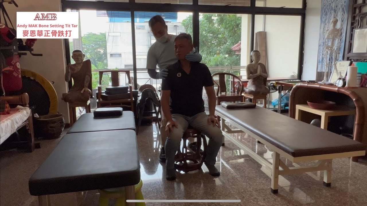 Andy Mak fixing stiff neck , elbow dislocated, lower back misalignment ...